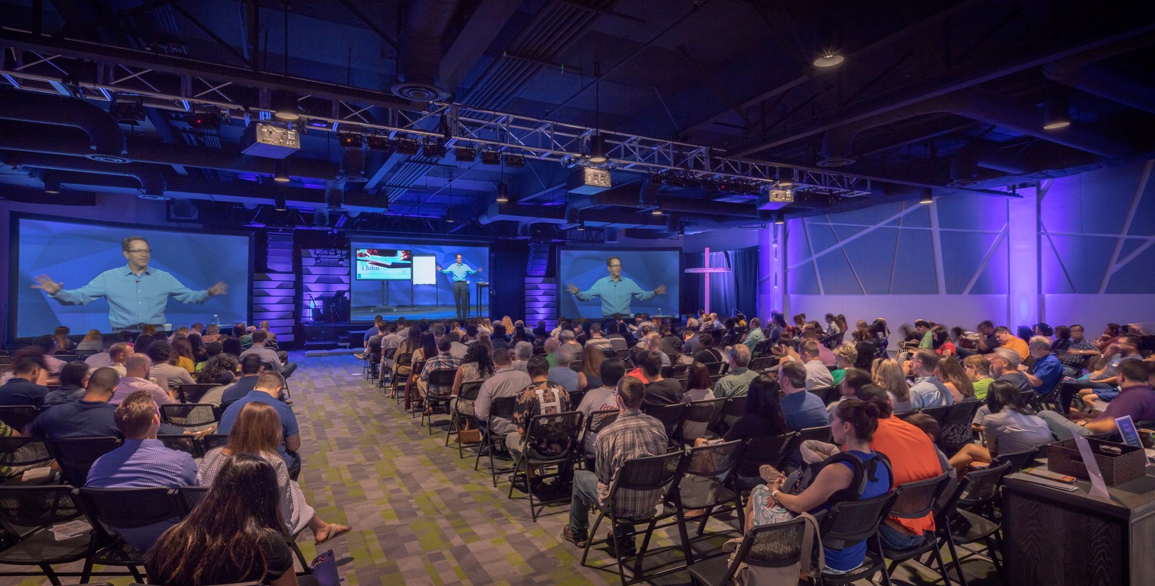 Houston's First Baptist Church - Downtown