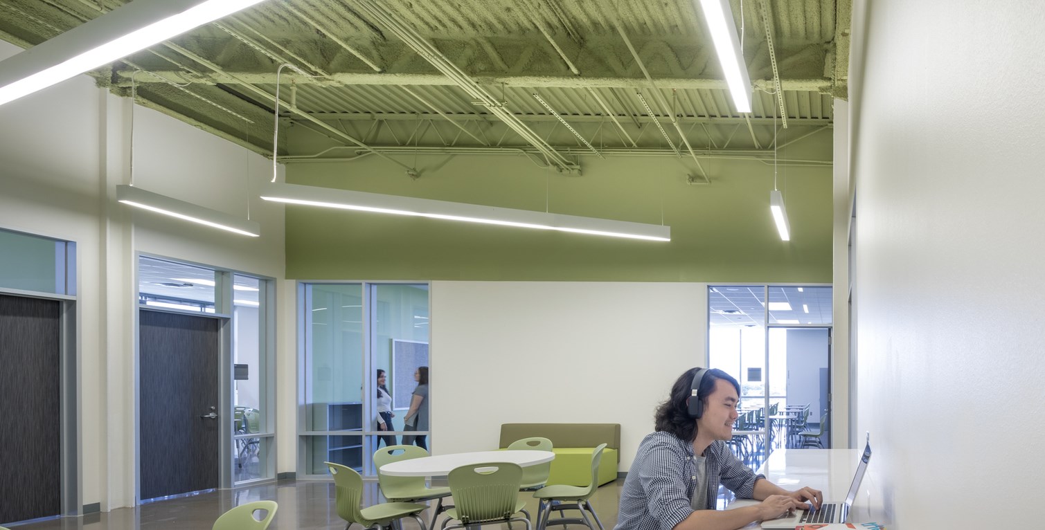 Houston Independent School District, Milby High School