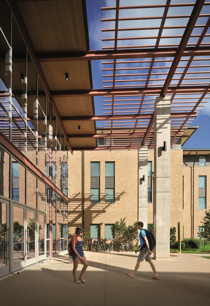 University of Texas San Antonio, San Saba Hall