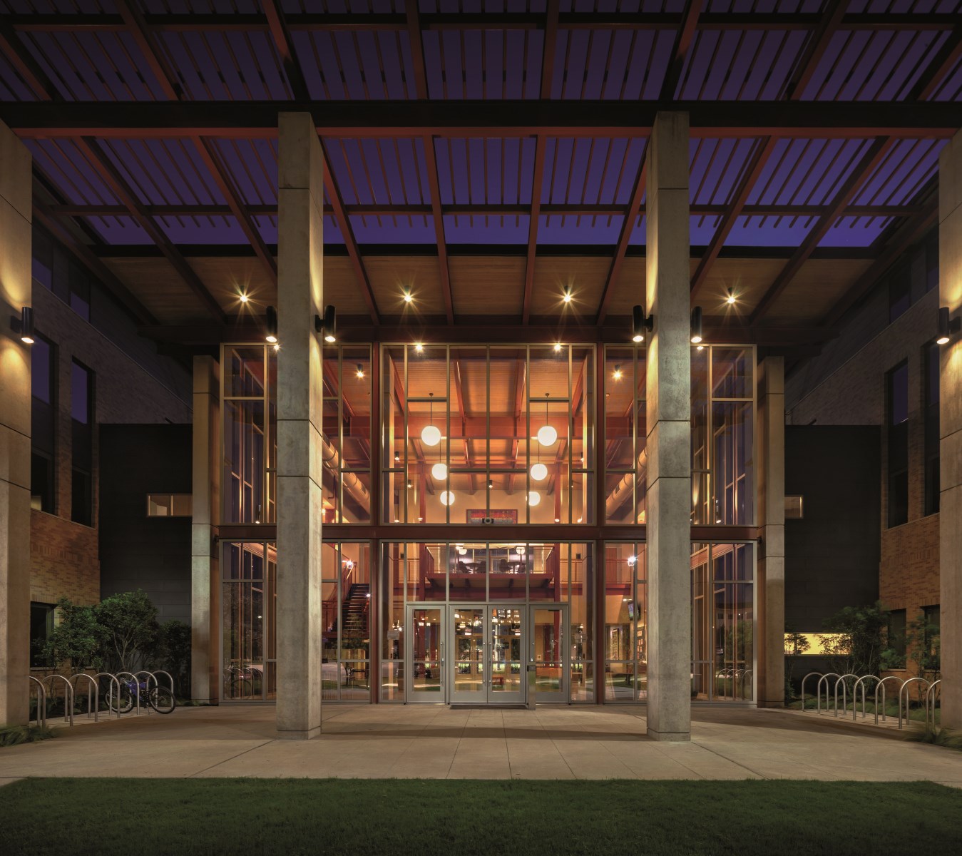 University of Texas San Antonio, San Saba Hall