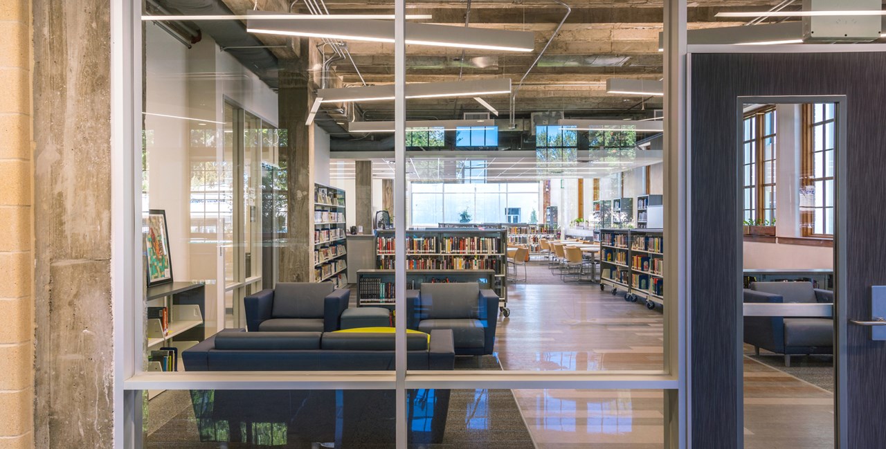 Houston Independent School District, Milby High School