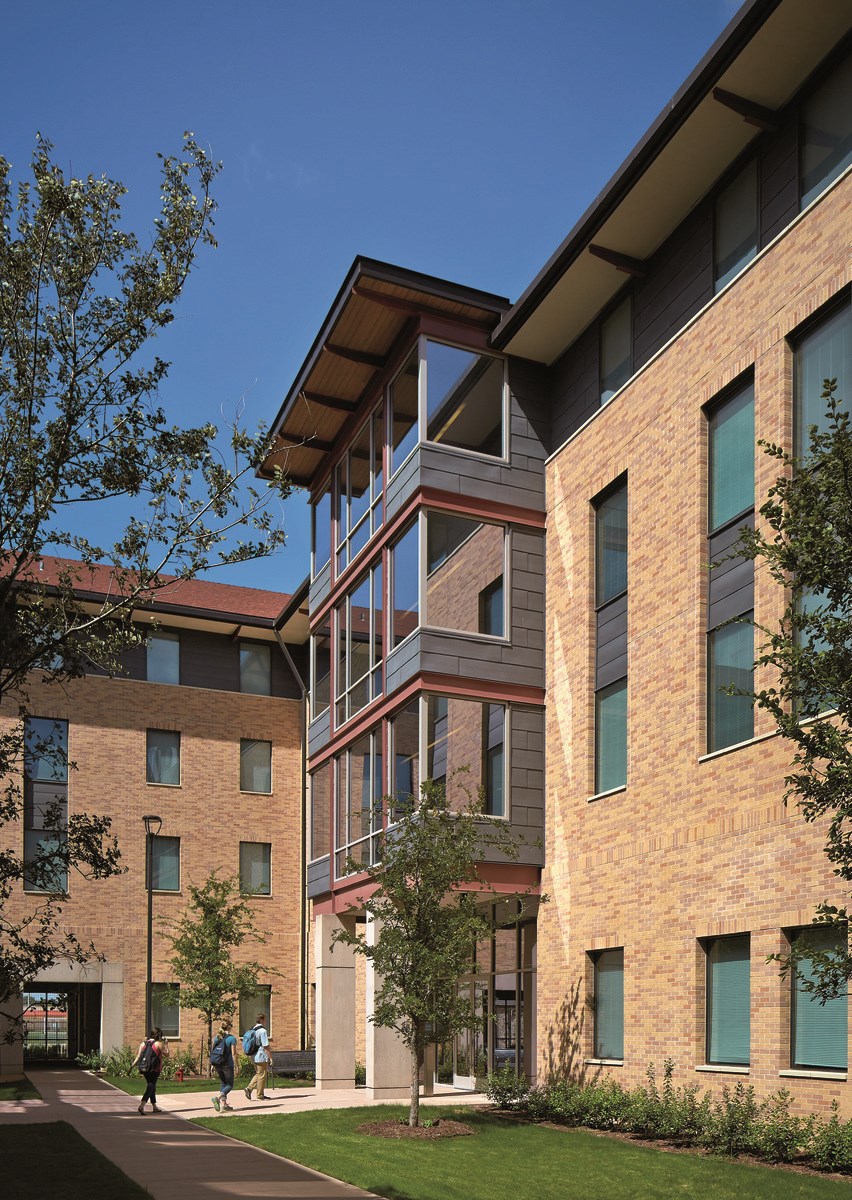 University of Texas San Antonio, San Saba Hall