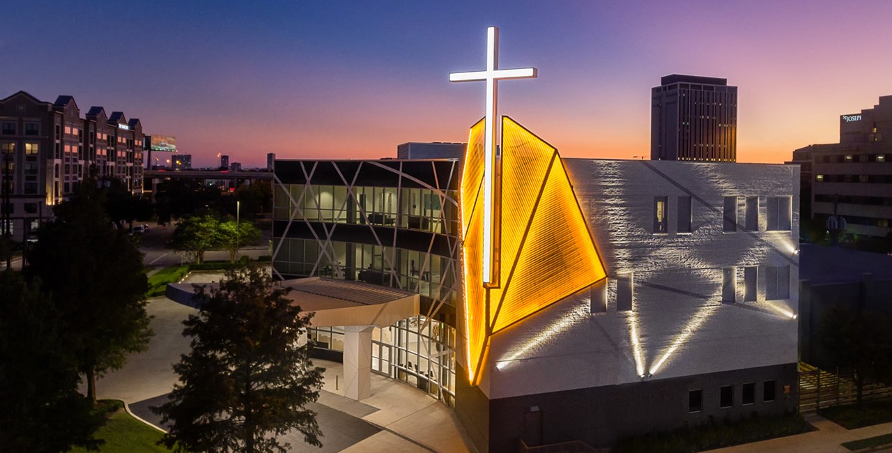 Houston's First Baptist Church - Downtown