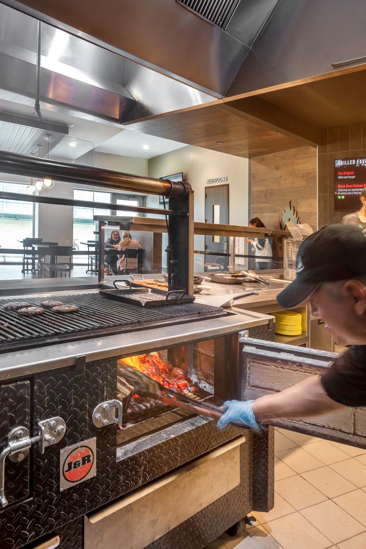 University of North Texas Eagle Landing Dining Hall