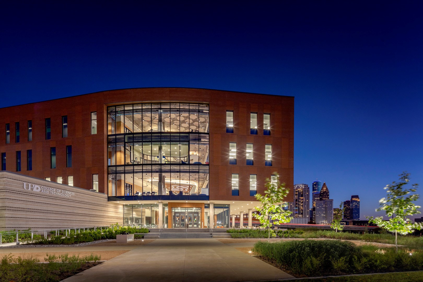University of Houston-Downtown Sciences and Technology Building
