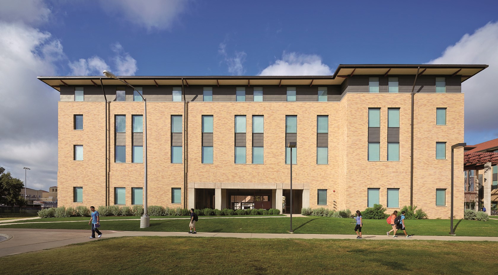 University of Texas San Antonio, San Saba Hall